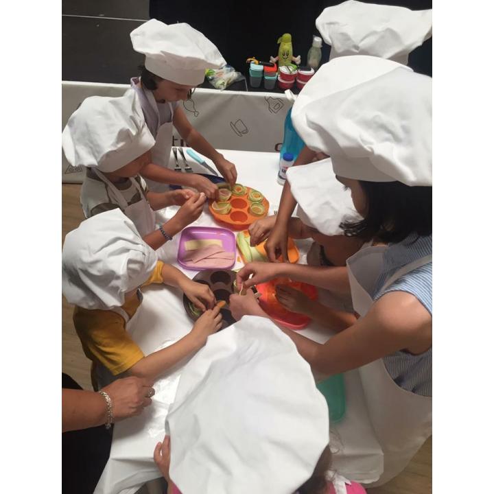 Sorturi de copii - Uniforme personalizate